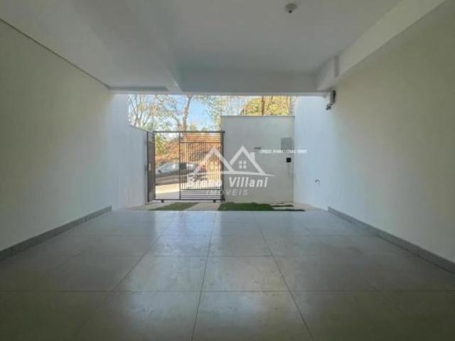 Casa duplex no centro de Betim, com 3 qts, suíte e 2 vagas