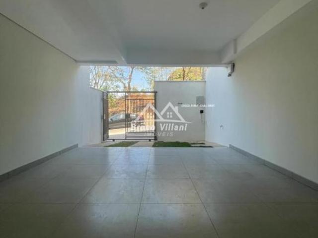Casa duplex no centro de Betim, com 3 qts, suíte e 2 vagas