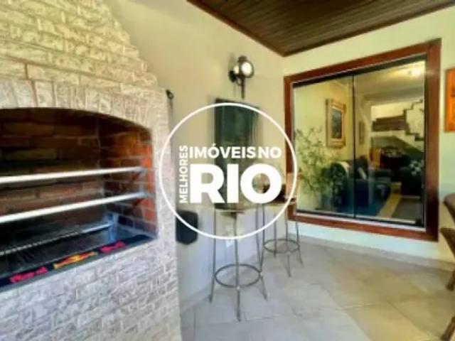 Casa Duplex no Santa Mônica à venda
