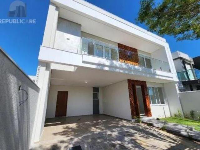 Casa Duplex Nova com 3 suítes no Mont Serrat em Canoas