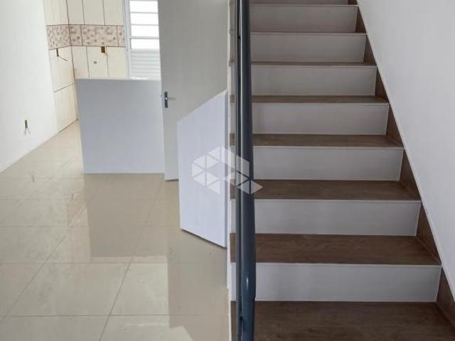 Casa Duplex nova, pronta para morar, com 02 dormitórios