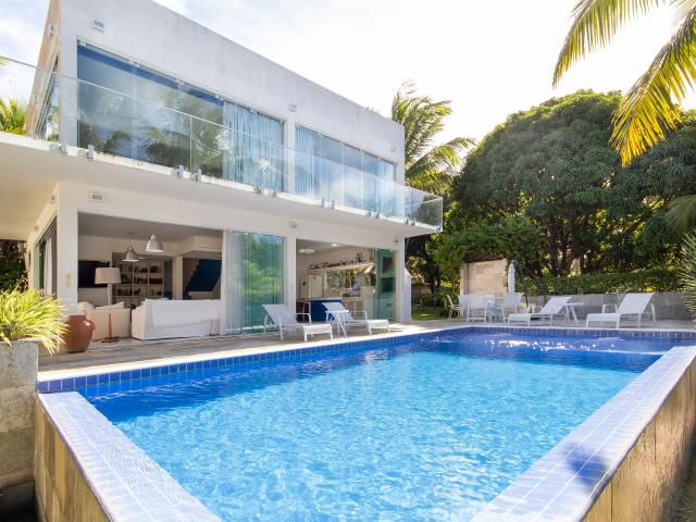 Casa da Árvore com piscina privativa por CDH