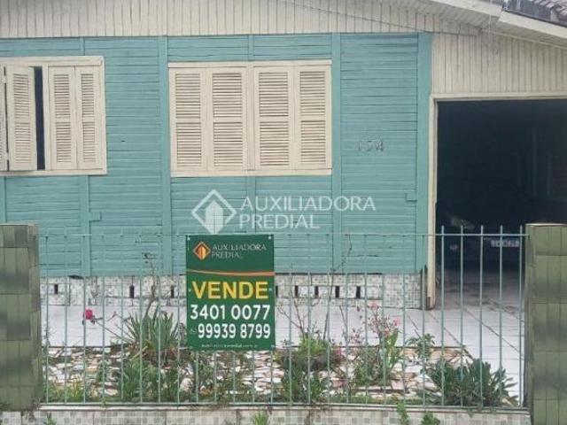 Casa de madeira em terreno grande no Ermo em Guaiba RS