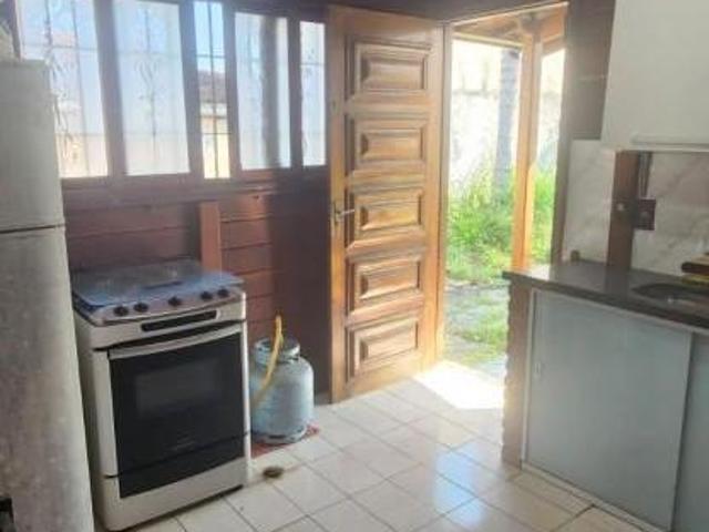 CASA DE MADEIRA, LOTE INTEIRO, LADO PRAIA EM ITANHAÉM! DOCUMENTAÇÃO OK!