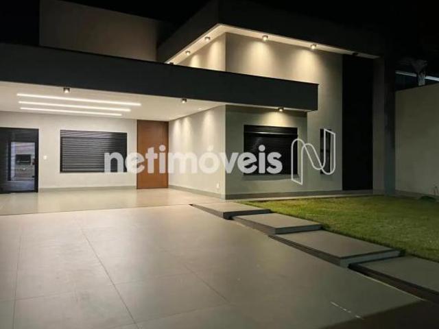Casa de a venda Alto Padrão com 230m² no Residencial Santos Dumont Santra Maria
