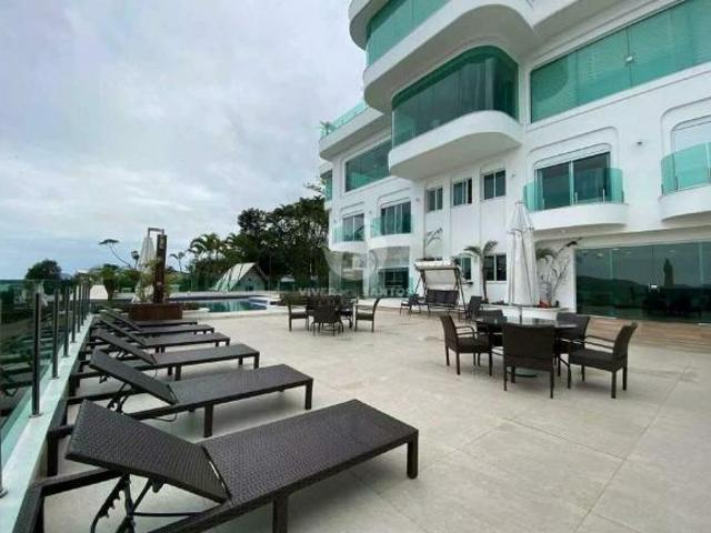 Casa de alto luxo com 10 suítes no Morro Santa Terezinha Santos/SP