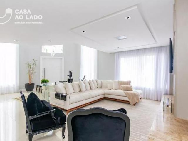 Casa de Alto Padrão Mobiliada 404m² no Pinheirinho Curitiba/PR