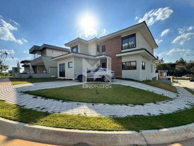 Casa de alto padrão MOBILIADO à venda no Condomínio Arboretum em Vinhedo SP