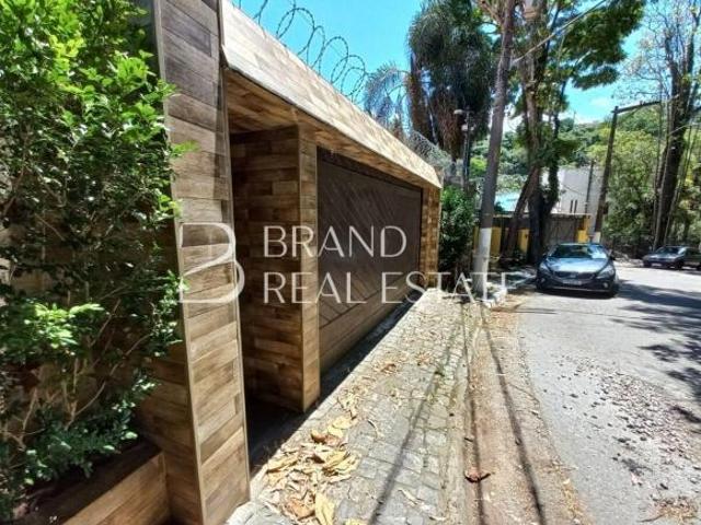 Casa de Alto Padrão na Fazenda Morumbi Exclusividade e Conforto!