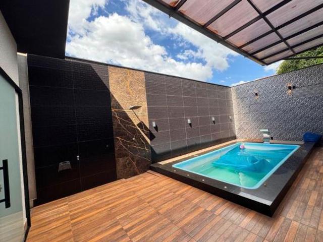 Casa de Alto Padrão na Rua 05 de Vicente Pires | Porteira Fechada | R$ 1.600.000
