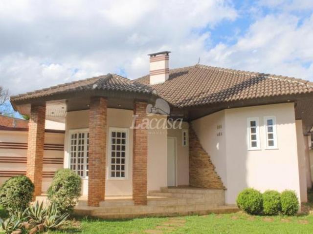 Casa de alto padrão na Santana! 310 m² de área construída. Terreno com área de 800 m²