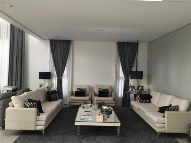 Casa de alto Padrão na Serra da Cantareira 4 Suites