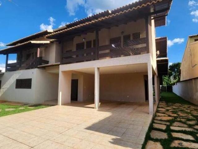 Casa de Alto Padrão Nascente à Venda com 5 Quartos, 4 Suítes, Piscina e Hidromassagem na QL 13 – Lag