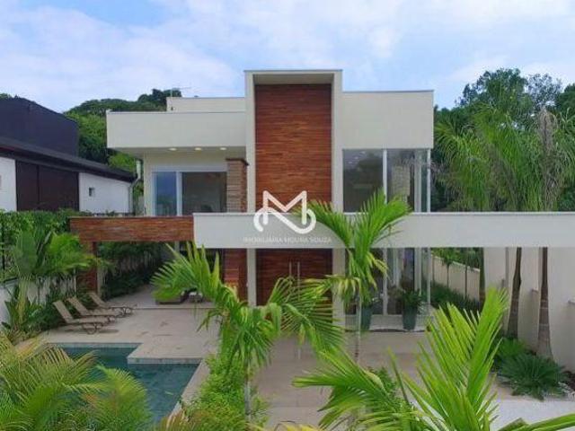 Casa de Alto Padrão no Módulo 12 da Riviera de São Lourenço