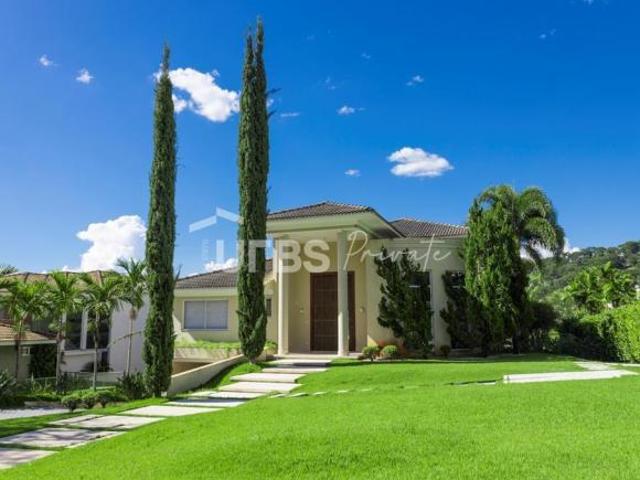 Casa de Alto Padrão no Aldeia do Vale | 4 Quartos 3 Suítes | 596 m² | Lote 1.750 m²