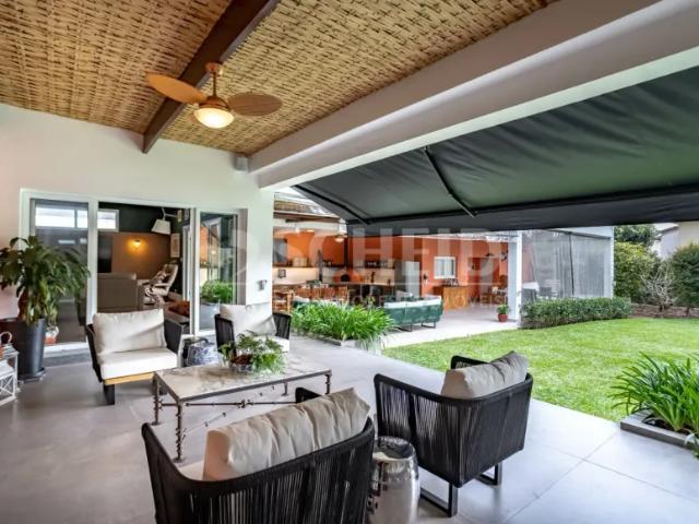 Casa de alto padrão no Alto da Boa Vista, impecável