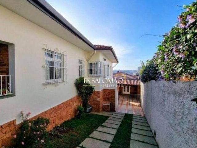 Casa de Alto Padrão no Alto da Lapa – Espaço, Luz e Exclusividade!