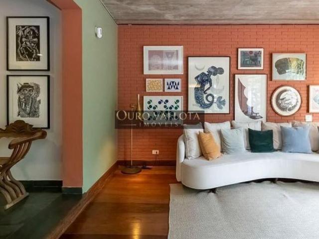 Casa de alto padrão no Alto de pinheiros