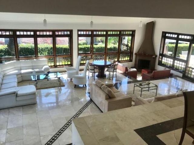 Casa de Alto Padrão no Aruã | Próxima ao Lago | 4 Suítes | Lazer Completo