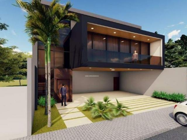 Casa de alto padrão no bairro Tropical
