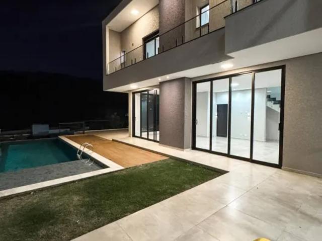 Casa de Alto Padrão no Condomínio Quintas da Boa Vista – Atibaia/SP
