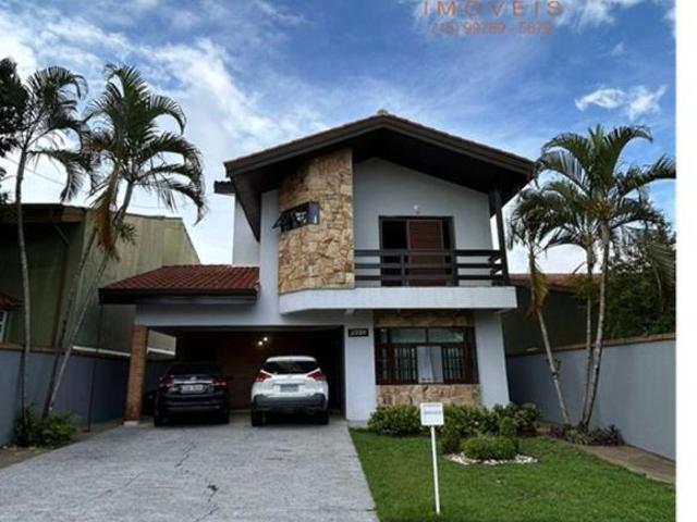 Casa de Alto Padrão no Condomínio Ibiti do Paço – Próxima à Portaria 1