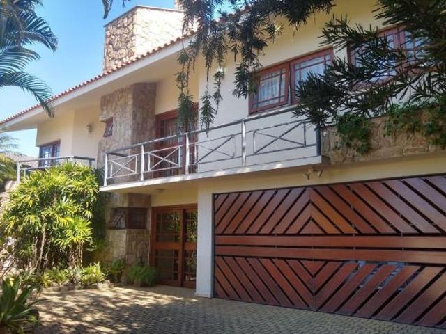 Casa de alto padrão no condomínio osato de 4 dormitórios sendo 2 suítes piscina com 4 vagas cobertas
