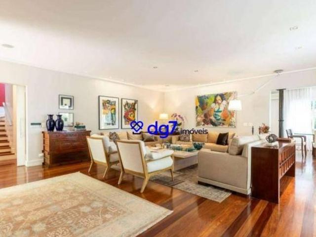 Casa de alto padrão no Condomínio L EXCLUSIVE – 712 m², 4 suítes, na Rua Job Lane!