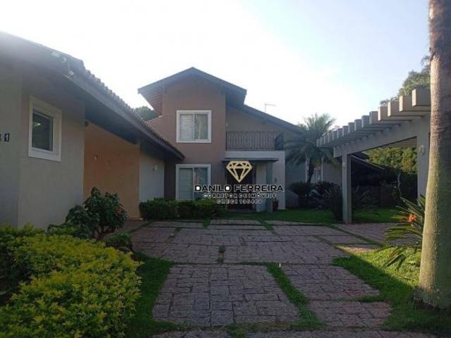 Casa de Alto Padrão no Condomínio Monte Belo – 5 Dormitórios, Piscina e Terreno de 2.121 m²