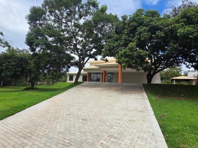 Casa de Alto Padrão no Condomínio Quintas da Lagoa – Lagoa Santa
