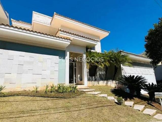 Casa de Alto Padrão no Condomínio Tívoli Campolim, Sorocaba. Oportunidade rara no bairro mais nobr