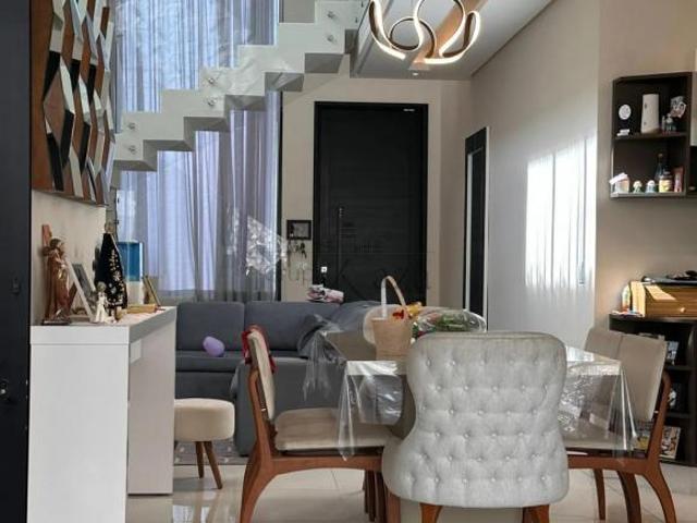 Casa de Alto Padrão no Crystal Park • 3 Suítes • 219m² • Jacareí