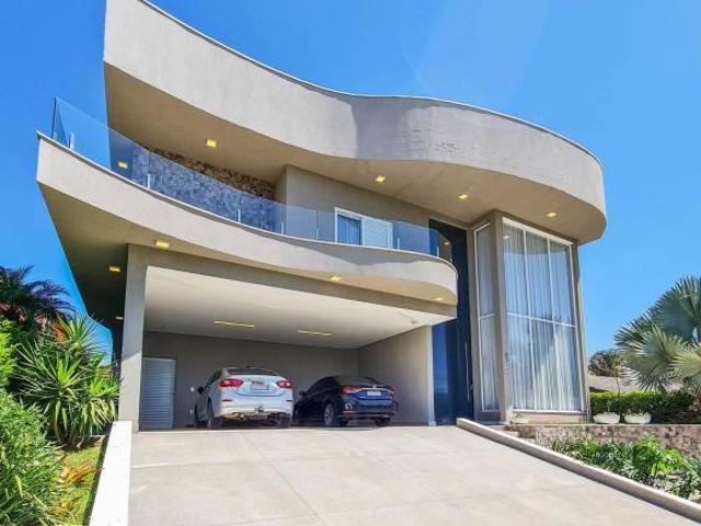 Casa para venda de Alto Padrão no Horizonte Azul por R$ 3.400.000