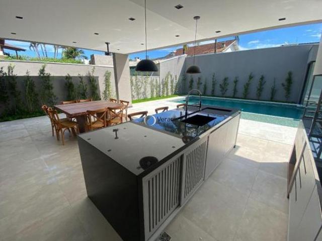 Casa de Alto Padrão no Jardim Acapulco – Guarujá/SP