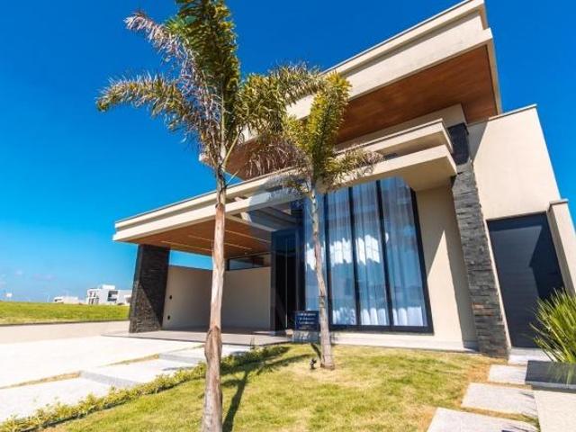 Casa de alto padrão no Jardim Residencial Dona Maria Candida em Indaiatuba SP: 3 quartos, 3 suítes