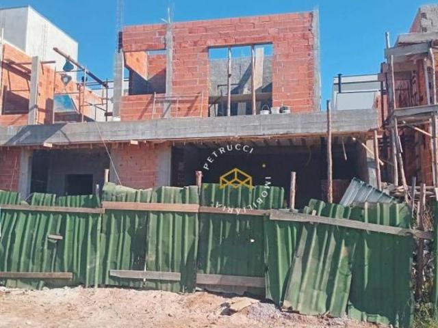 CASA DE ALTO PADRÃO NO RESIDENCIAL MONTALCINO – ENTREGA PREVISTA PARA OUTUBRO DE 2026
