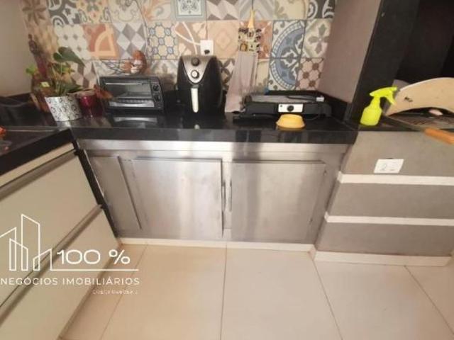Casa de Alto Padrão no Residencial Village Damha I 3 quartos, 3 suítes, 4 banheiros, 4 vagas de ga