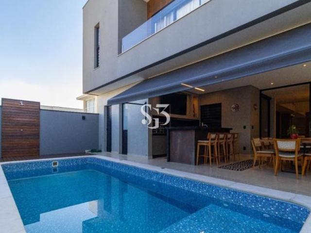 Casa de alto padrão no Swiss Park, Campinas SP: 4 suítes, área gourmet, piscina aquecida e muito mai
