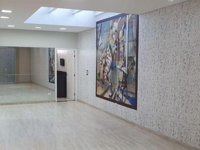 Casa de Alto Padrão a 400m do Metrô Sacomã | Venda ou Locação