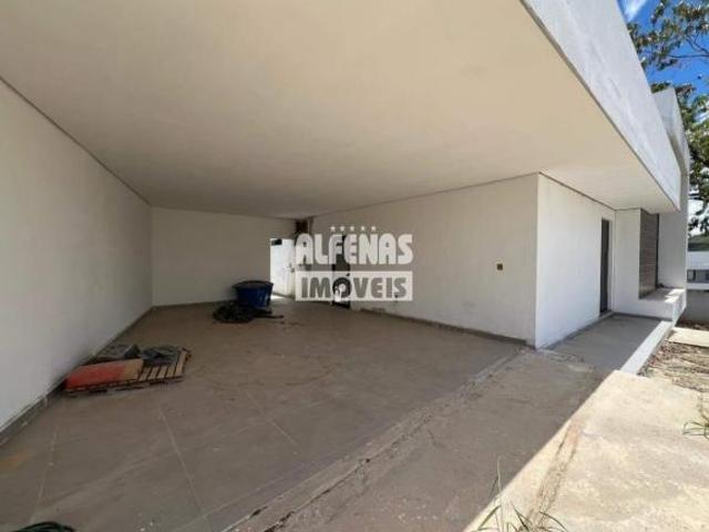 CASA DE ALTO PADRÃO Á VENDA, 03 QUARTOS, 03 SUITES, 04 VAGAS, PONTE ALTA BETIM/MG