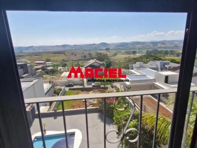 Casa de Alto Padrão à Venda 450m² de terreno | 352m² de área construída residencial JAGUARY UR