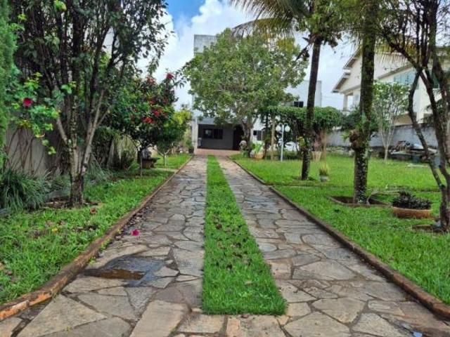 Casa de Alto Padrão à Venda 4 suites – Colônia Agrícola Águas Claras