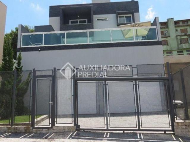 Casa de Alto padrão à venda com 3 dormitórios, totalmente mobiliada