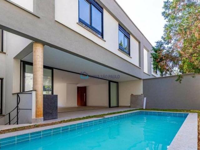 Casa de alto padrão à venda com 4 quartos, 4 suítes, 4 vagas, no Alto da Boa Vista