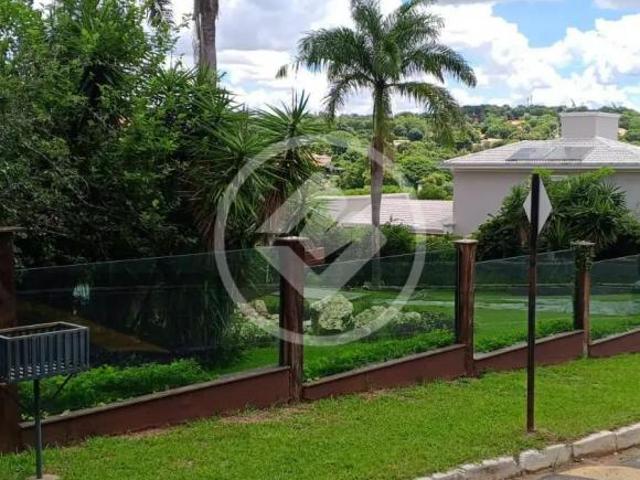 Casa de Alto Padrão à Venda – Condomínio Bougainville Lagoa Santa