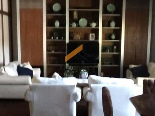 Casa de Alto Padrão à Venda e Locação no Jardim Guedala