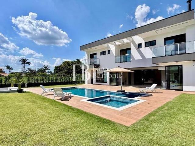 Casa de Alto Padrão à Venda e Locação no Portal Japy Golf Club Cabreúva