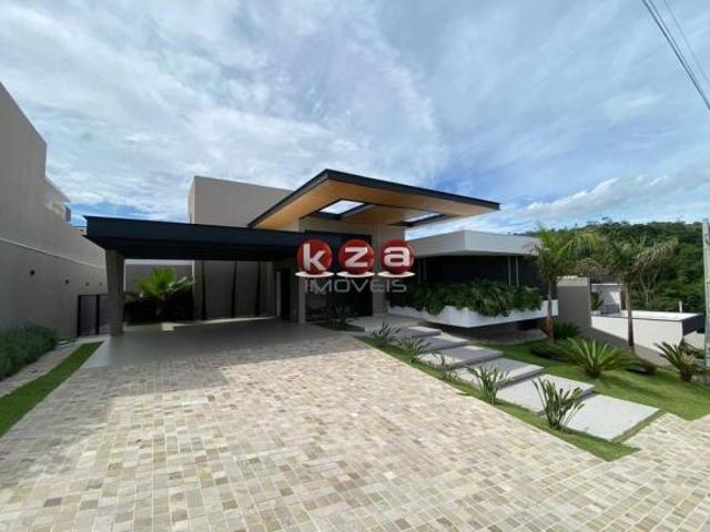 Casa de alto padrão a venda em condomínio, Vinhedo SP: 4 suítes, 3 salas, 6 banheiros, 2 vagas, 412