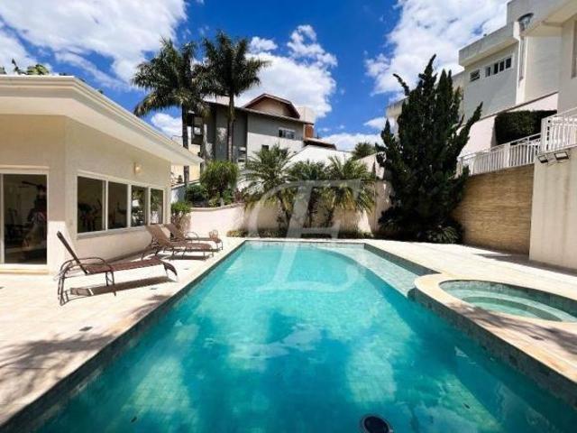 Casa de alto padrão à venda em condomínio fechado de luxo em Atibaia, com 4 suítes, Atibaia/SP