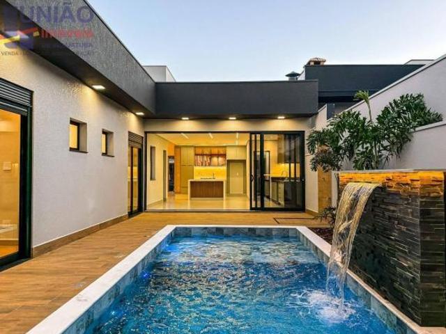 Casa de Alto Padrão a Venda em Condomínio Fechado em Indaiatuba/SP